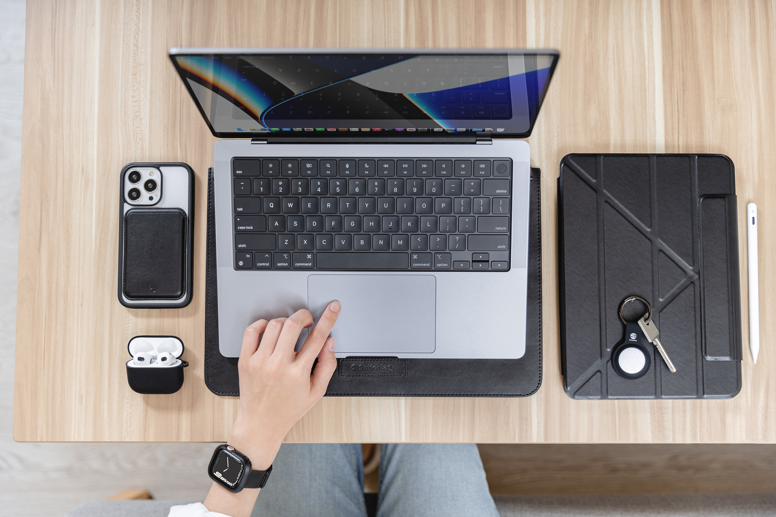 Easystand Leather Laptop Sleeve | Nomad Store Brunei